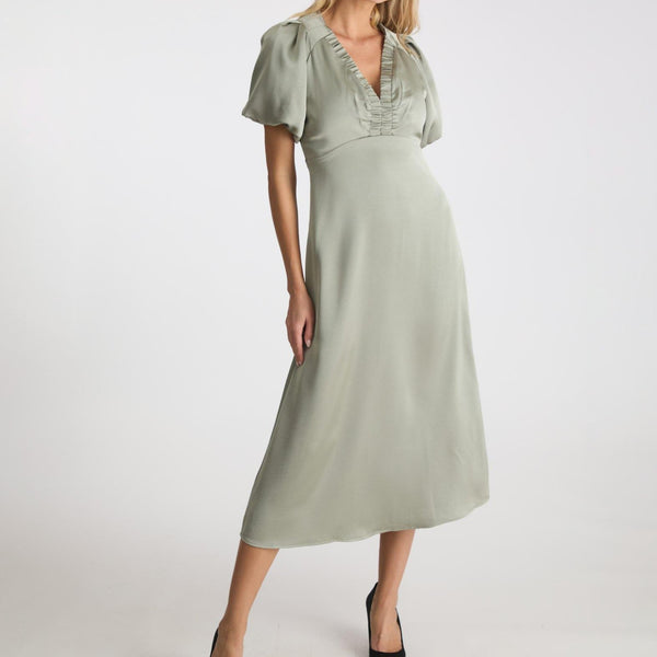 Neo Noir Illana Heavy Sateen Kjole Smoke Green I Me & Eliza